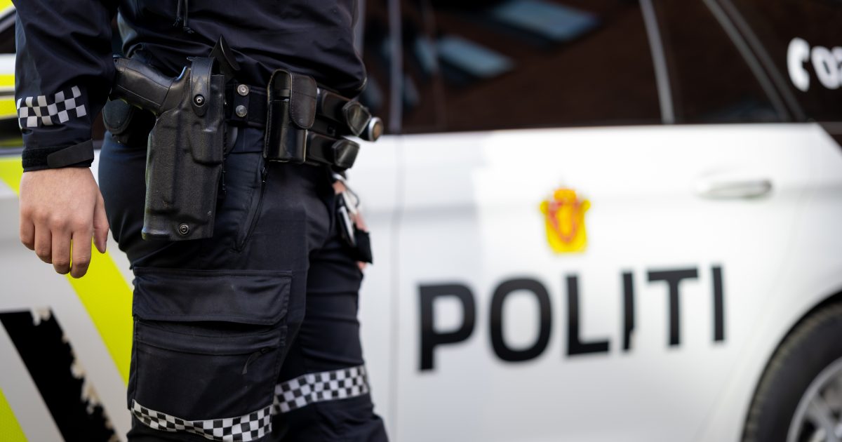 Senterpartiet går inn for bevæpning av… | Politiets Fellesforbund